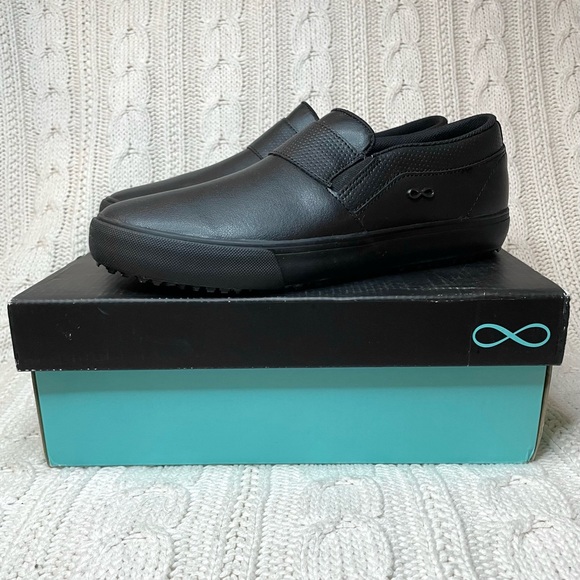 Cherokee | Shoes | Infinity By Cherokee Rush Leather Slip On Slip ...